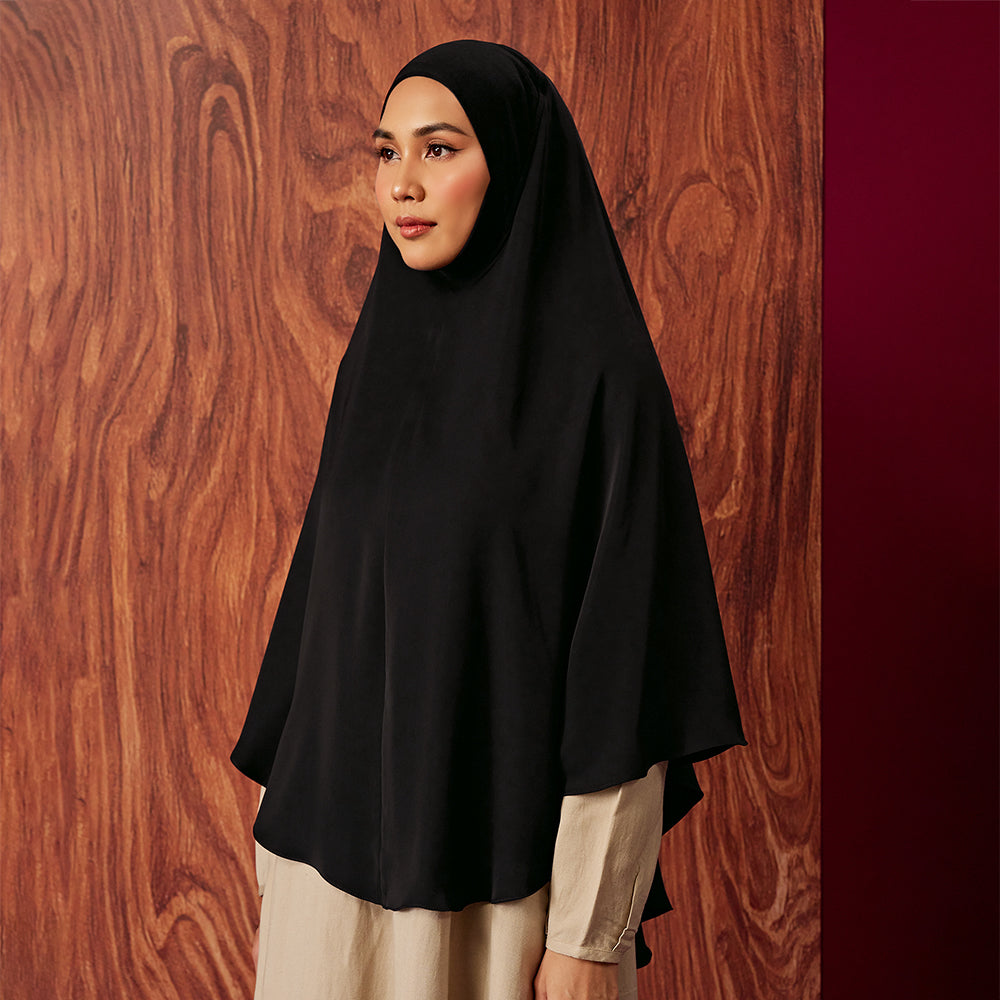 Rawda in Black – TudungPeople Singapore (TudungPeople Int. Pte. Ltd)